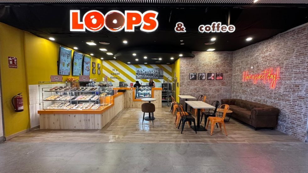 Loops & Coffee | Divertidas Rosquillas Americanas y el MEJOR Café.