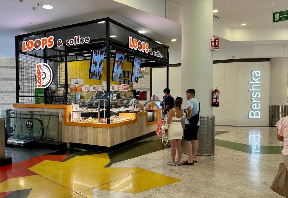 Loops & Coffee | Divertidas Rosquillas Americanas y el MEJOR Café.